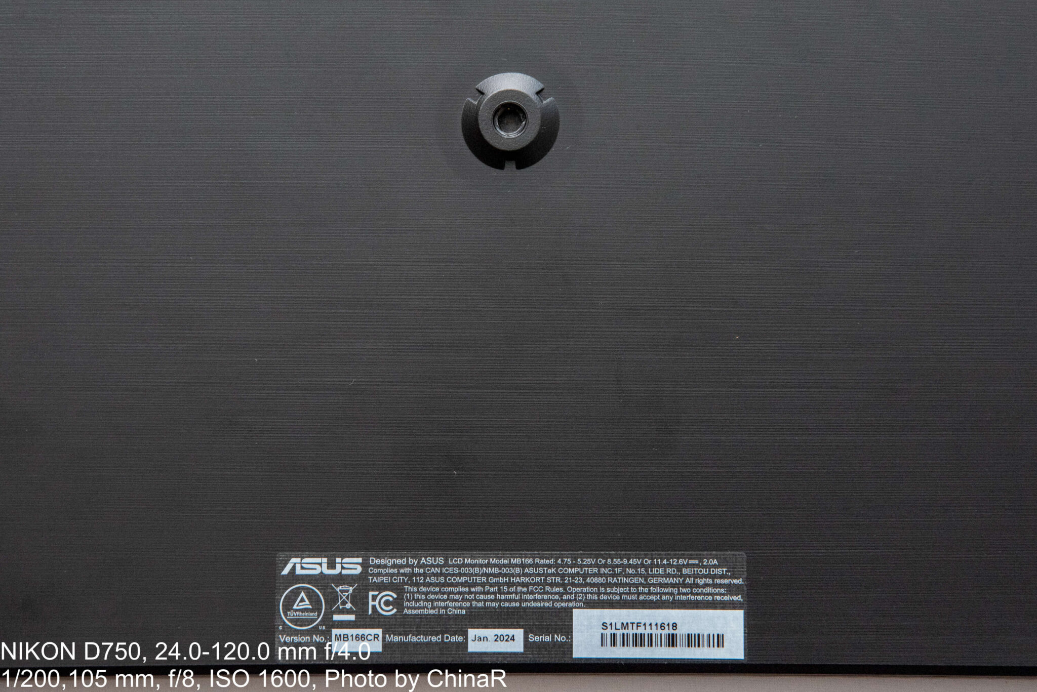 【ASUS ZenScreen MB166CR】自由な角度に調整できるスタンドが嬉しい。15.6インチのポータブルモニターASUS ...